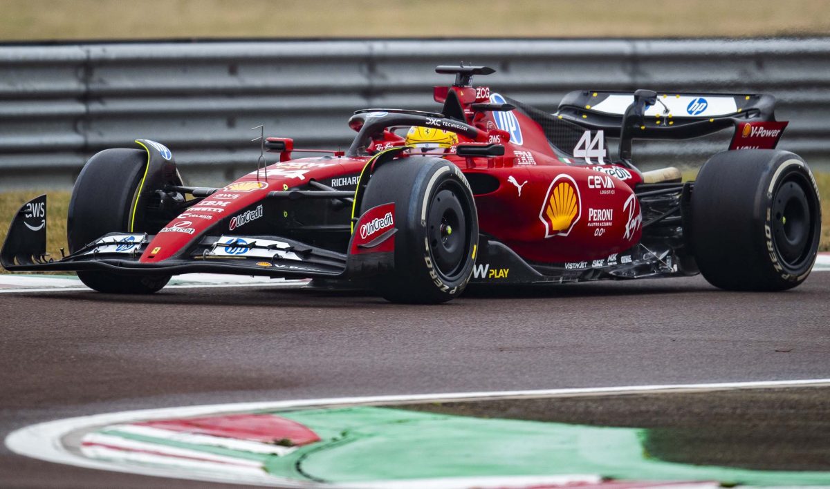 Lewis Hamilton debutta sulla Ferrari: i dettagli del primo test a ...
